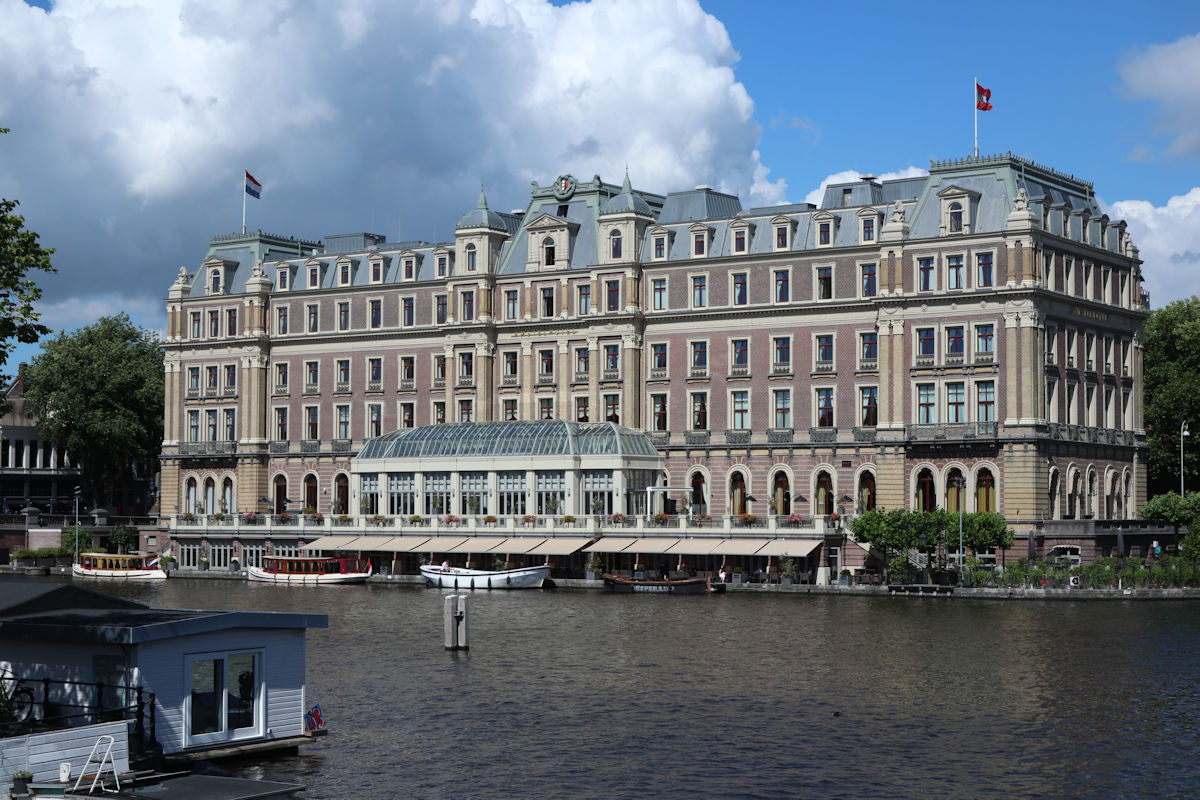 Amsterdam – Travels with Baloo